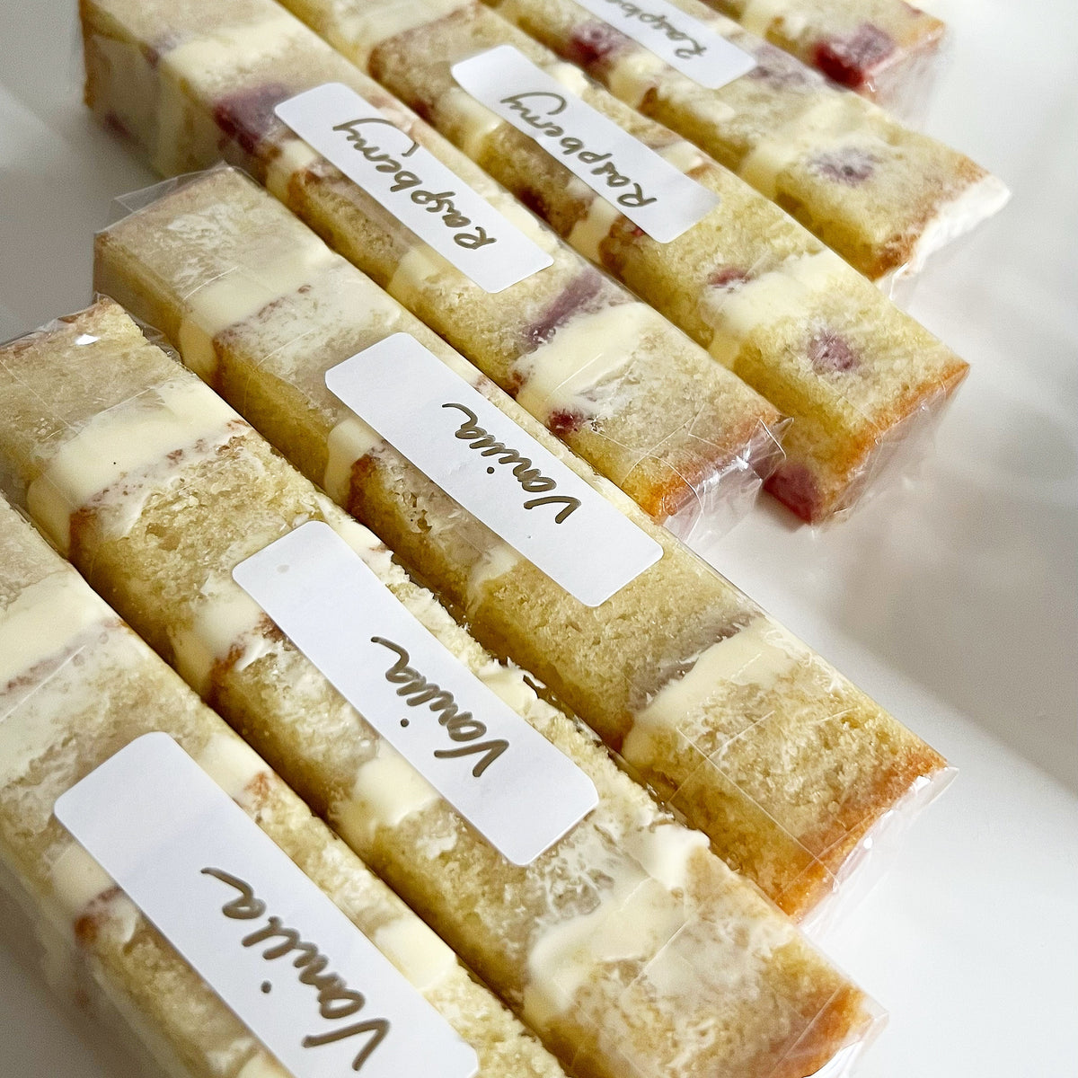 Wedding Cake Taster Box - Intimate Organic London Wedding Cakes – Bal ...